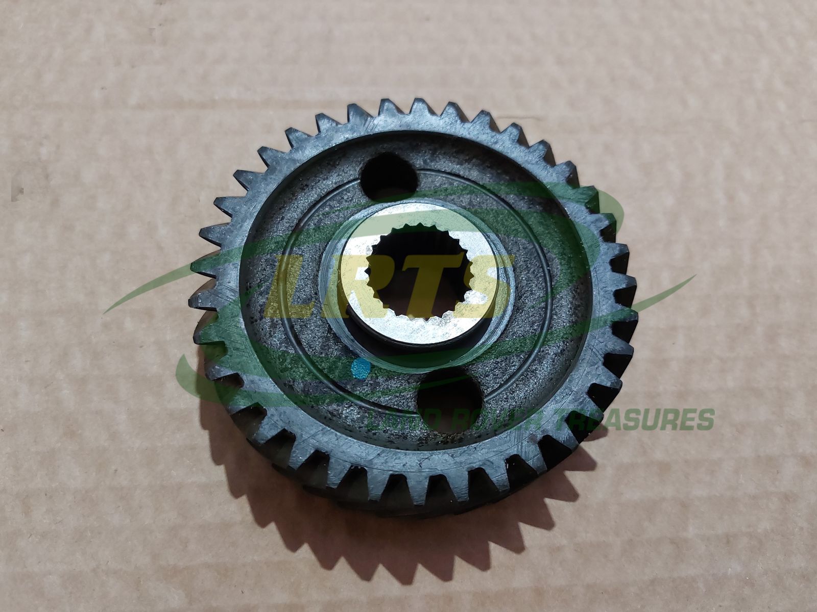 FTC1562 GEAR 5TH SPEED LAND ROVER DISCOVERY 1 - Land Rover Treasure Shop