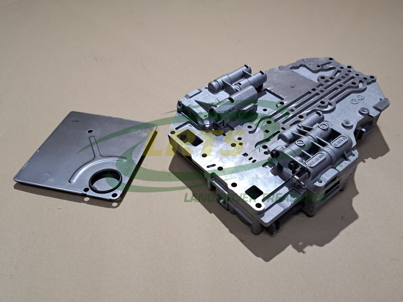 STC906 BLOCK VALVE 3.5 V8 ZF AUTO GEARBOX LAND ROVER DISCO 1 - Land ...